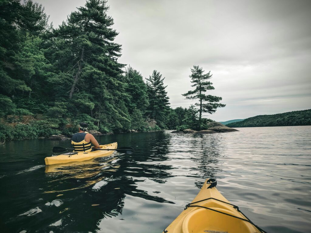 Kayaking and Hiking for Beginners: The Perfect Outdoor Escape